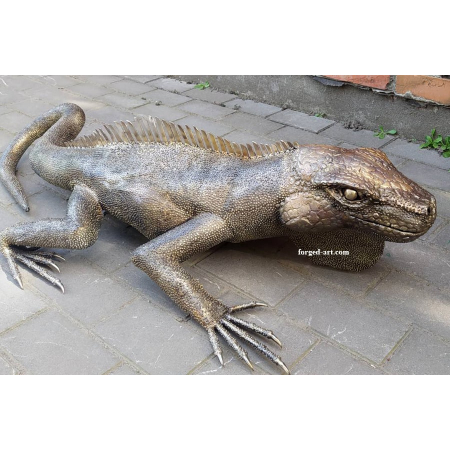Iguana - Large forged stainless steel sculpture